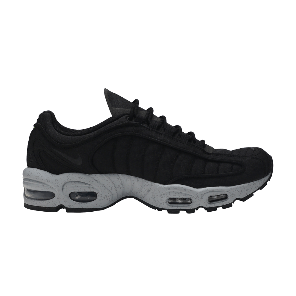 Black Nike Tn's – Sleektrainers