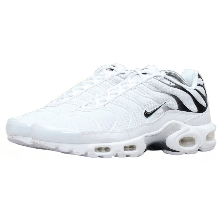 White Nike Tn's – Sleektrainers